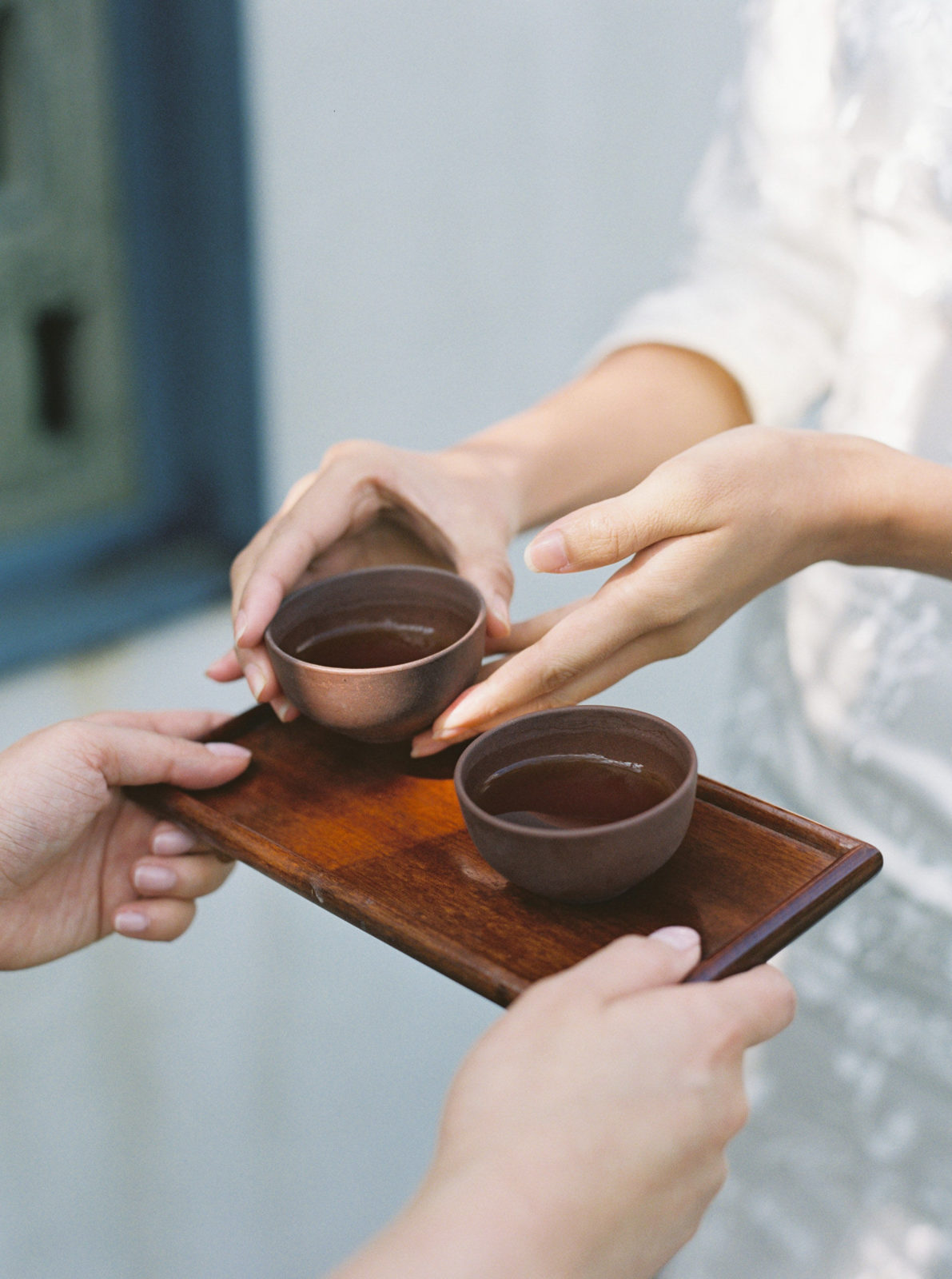 Modern Chinese Wedding: Tea Ceremony | honourandblessing.com